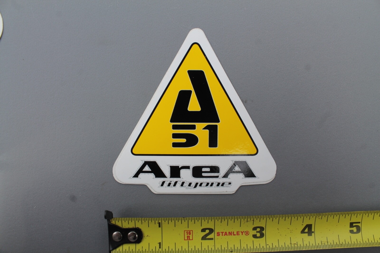 Area Fifty One 51 Clothing UFO Alien Black Yellow V61A Vintage Surfing ...