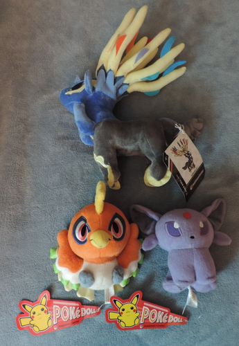 Pokemon Center NYC - Umbreon, Ho-Oh & Xerneas Pokedoll with Tags ...