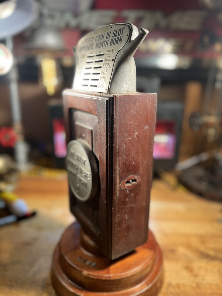 ANTIQUE COIN SLOT MACHINE/SCALE PART | eBay
