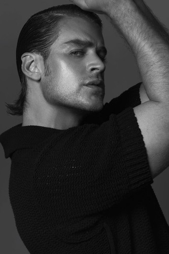 [Y157] Handsome Man Cute Male Model Showing Off Body Physique Art ...