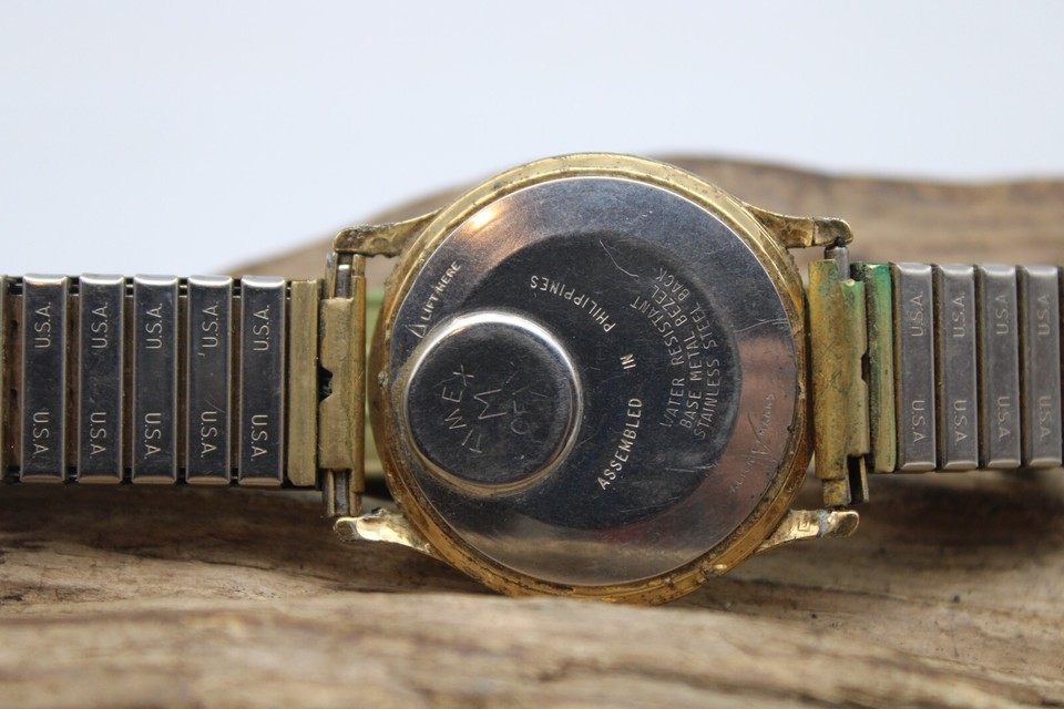 TIMEX QUARTZ MEN'S WATCH 33.5mm 19mm LUG RUNS (BO2) | eBay