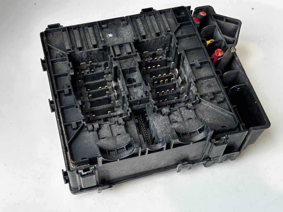 2018 - 2020 Ford F-150 Fuse Box Relay Control Module Unit JL3T-14D068 ...