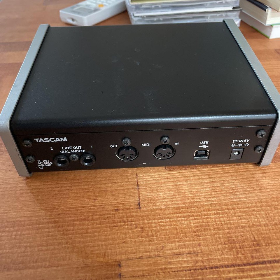 TASCAM US-2x2 2-In 2-Out Two Channel USB Audio MIDI Recording Interface ...