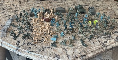 Vintage Mini Toy Soldiers Plastic Miniature 119 Pieces Jeep Cannon | eBay