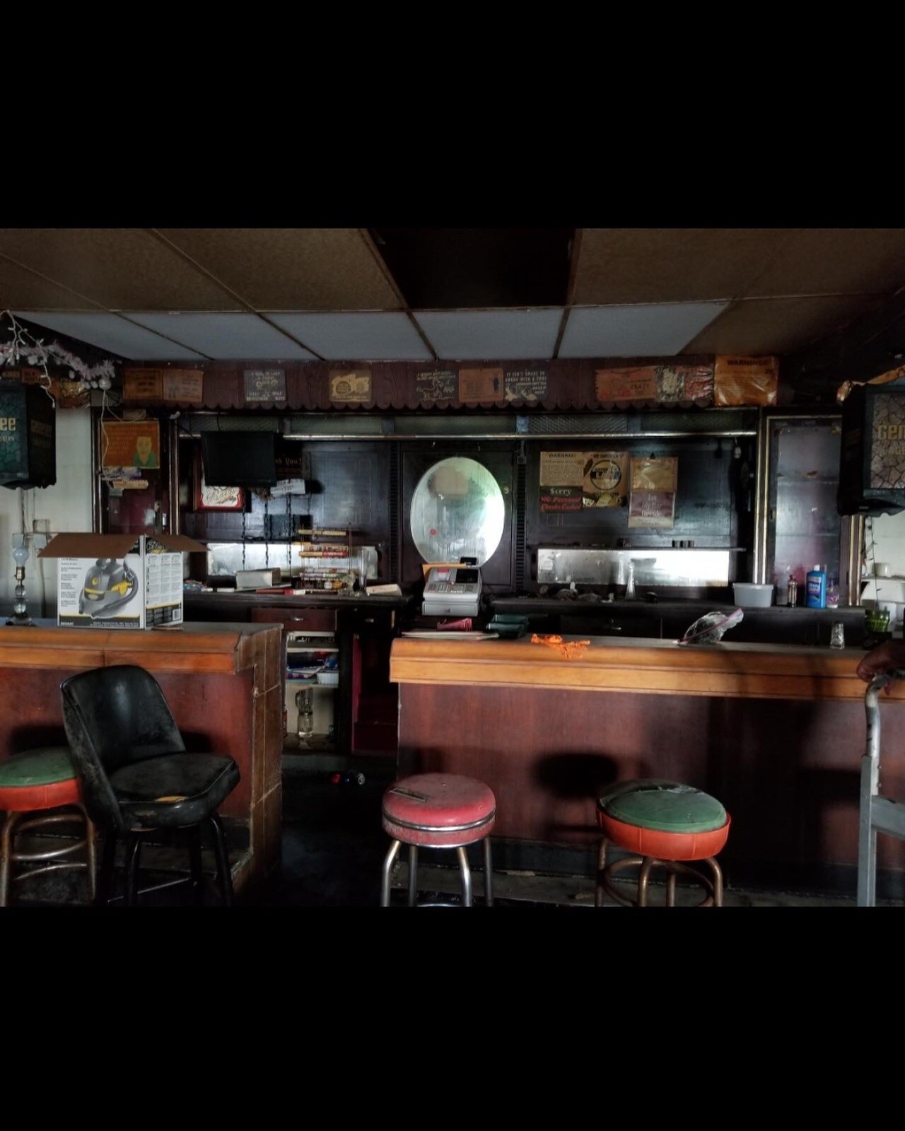 Vintage Art Deco Back Bar And Front Bar in Great Raunchy Bar Condition ...