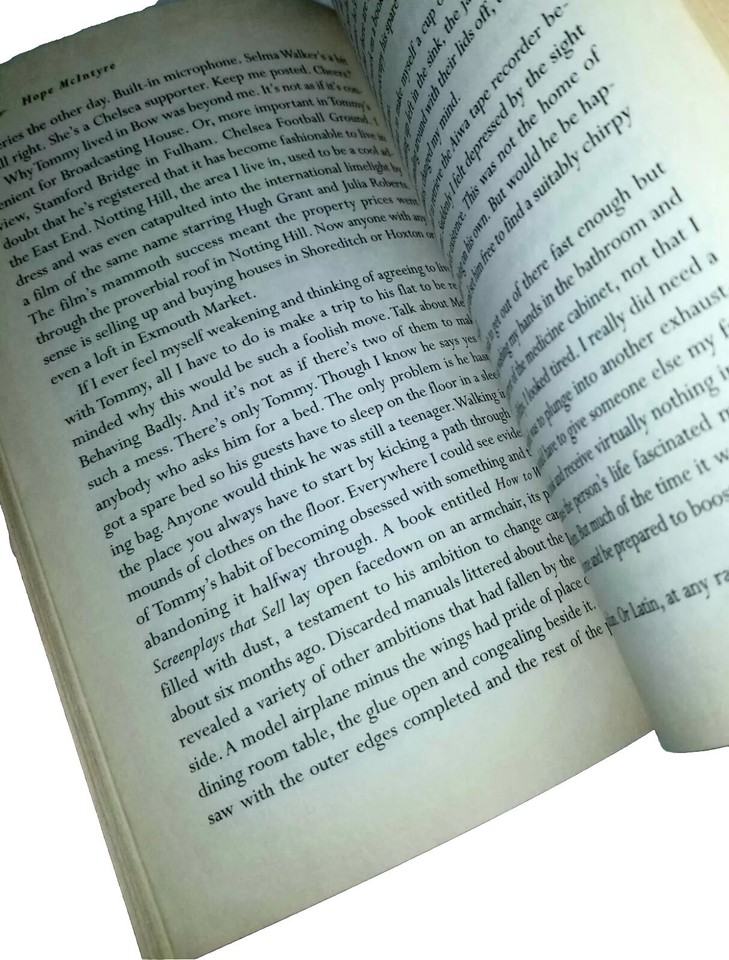 How to Seduce a Ghost A Novel by Hope McIntyre 9780892960132| eBay