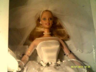 1999 AVON EXCLUSIVE BARBIE BLUSHING BRIDE -NEW IN BOX-FREE SHIPPING | eBay