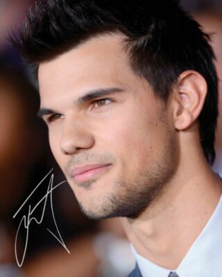Taylor Lautner Autograph Signed Photo Print | eBay UK