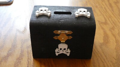 Pirate treasure chest money box | eBay