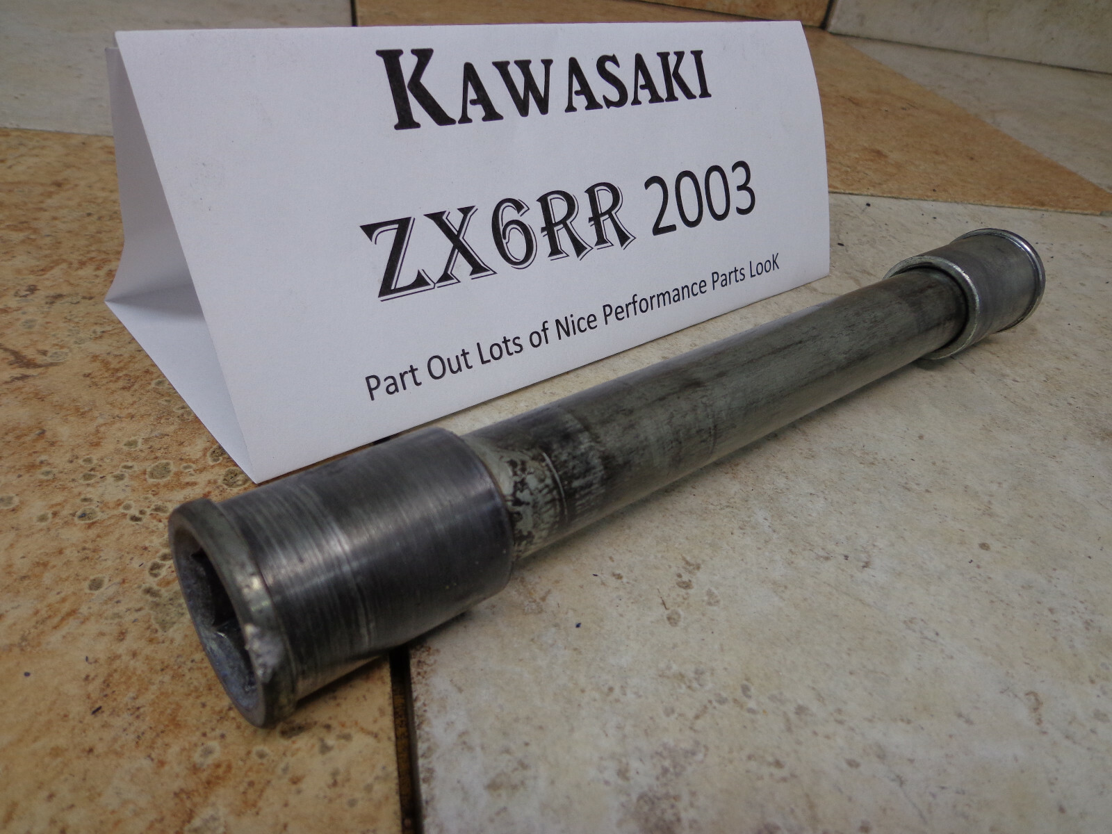 Kawasaki Ninja ZX6RR ZX636 Z1000 2003-04 Front Axle & Nut 41068-1426 ...