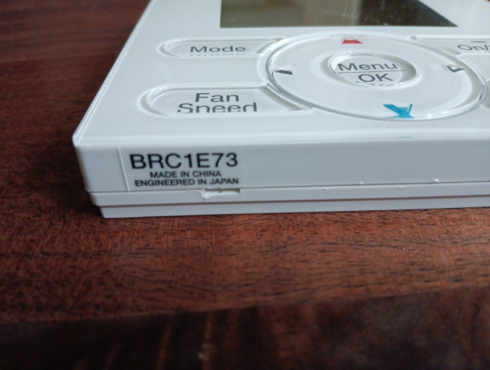 Daikin Wired Thermostat BRC1E73 Navigation Remote Controller Working ...