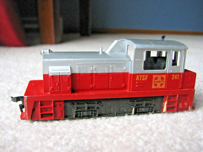 Tyco Reeper Car ATSF 241 HO Scale Model Diesel Locomotive Train Engine ...