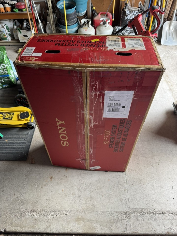 Sony SS F7000P 4-Way Tall Standing Speakers (Pair) 200 Watts 8 Ohm w ...