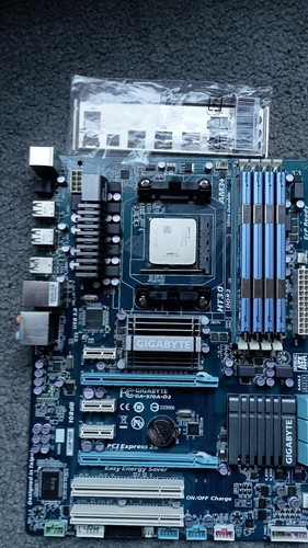 Gigabyte GA-970A-D3 w/AMD FX-6300, 6 Core AM3+, 16GB DDR3, IO SHIELD ...