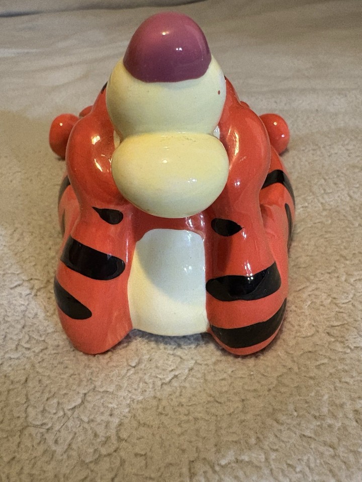 Walt Disney Pooh n' Friends Tigger Ceramic Soap Dish Hand Painted | eBay.de