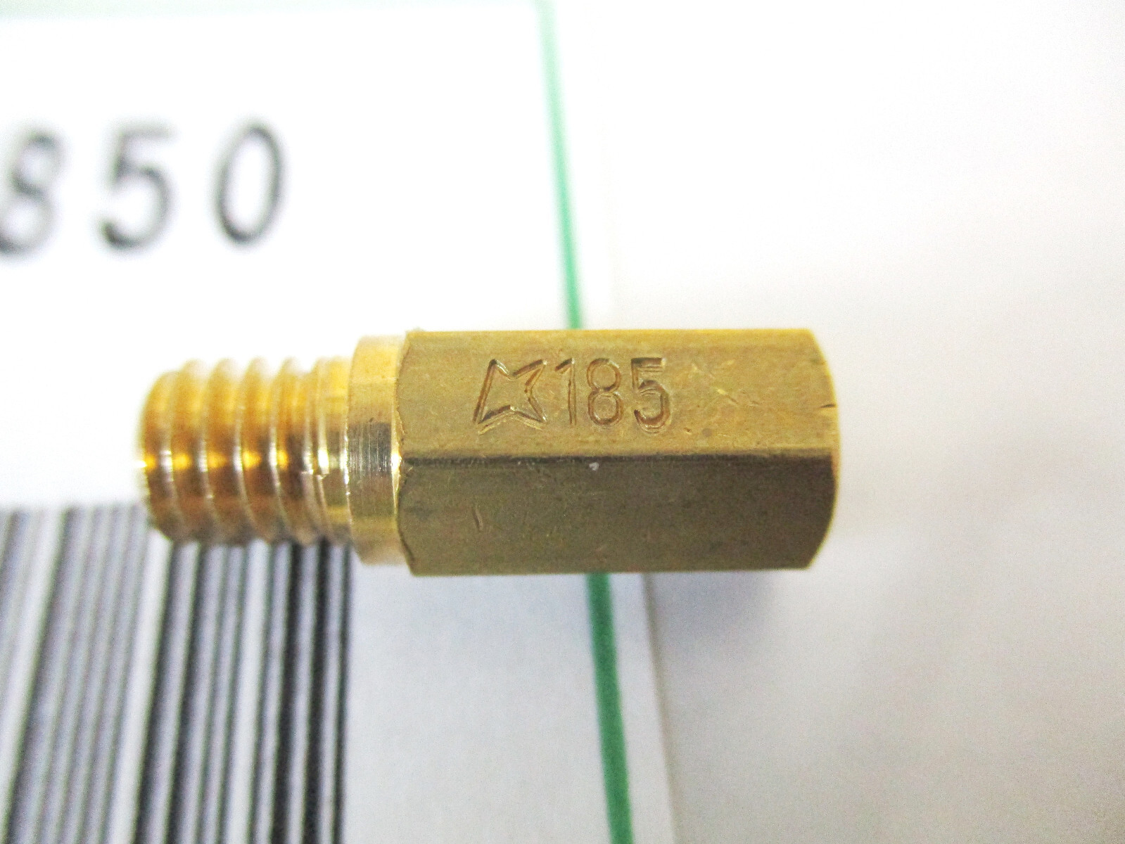 185 Hauptdüse Düse Vergaser / carburetor main jet Honda CR 125 250 450 ...