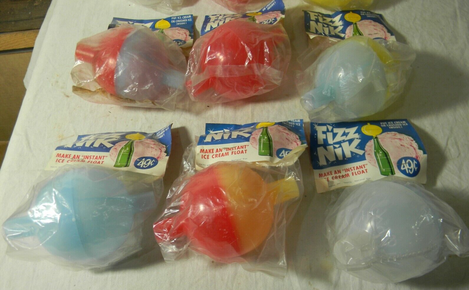 1961 ONE ASTRO FIZZ NIK SPACE SHIP SODA POP ICE CREAM FLOAT MINT IN ...