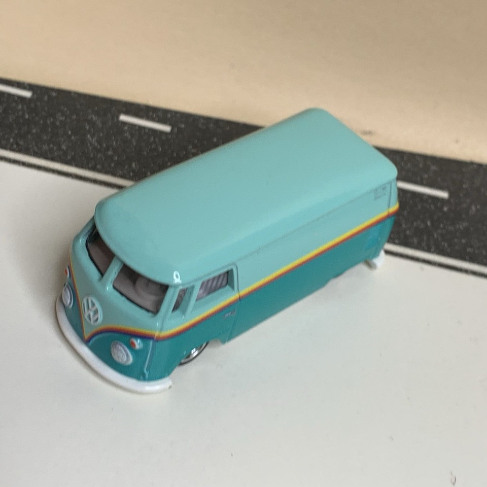 Hot Wheels Premium Boulevard #72 Volkswagen VW T1 Panel Bus Van Combi ...