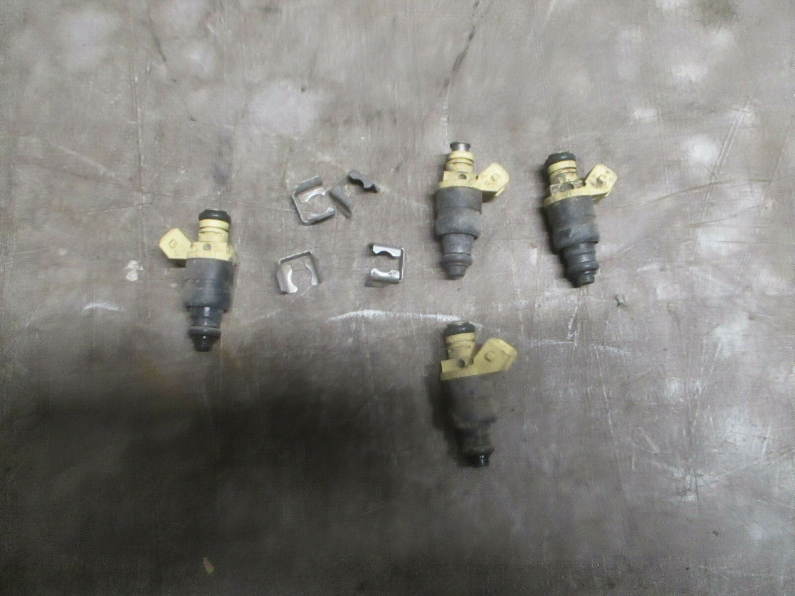 FUEL INJECTORS 1.6 4 CYL MINI COOPER S 05 06 07 08 | eBay