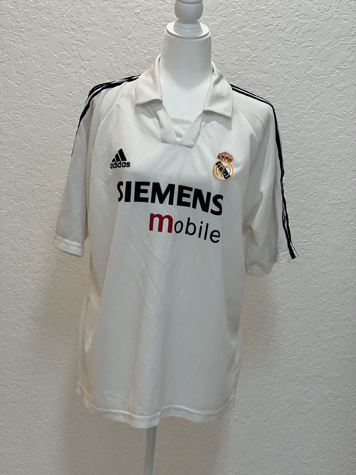 Real Madrid 2004 - 2005 home football shirt jersey Ad… - Gem