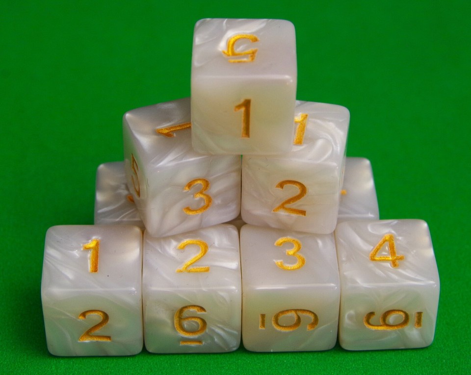 d6 DICE SET (10) 16mm - WHITE MARBLED/GOLD, WARHAMMER, D&D, RPG, NEW | eBay