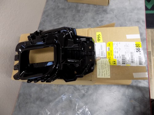 GM 84973680 2024-25 Chevy Silverado 2500 HD Driver Side Fog Lamp Bezel ...