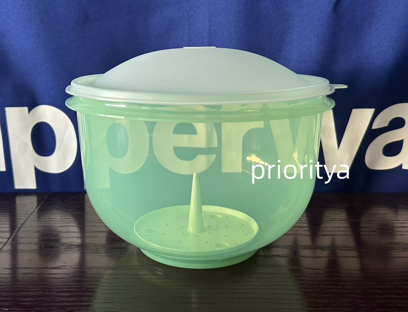 Tupperware Super Crisp It Container Lettuce Keeper Cabbage Milky Mint ...