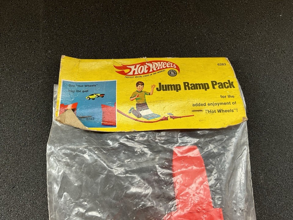 Mattel Hot Wheels Redline Jump Ramp Pack Vintage old shop stock | eBay