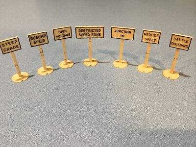 Vintage Marx Model Train Yard Railroad O Scale 7 street signs sign ...
