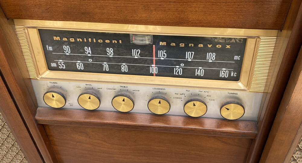 Magnavox 1ST664S Am/Fm Stereo w/ Turntable 6L6 Tube Cherry Console | eBay