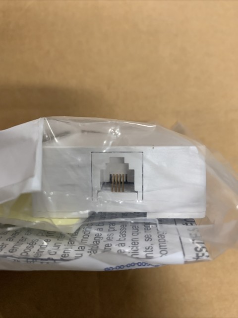 Leviton 4625a-24w Type 625a2 Surface Mount Jack 6p4c Screw Terminal ...