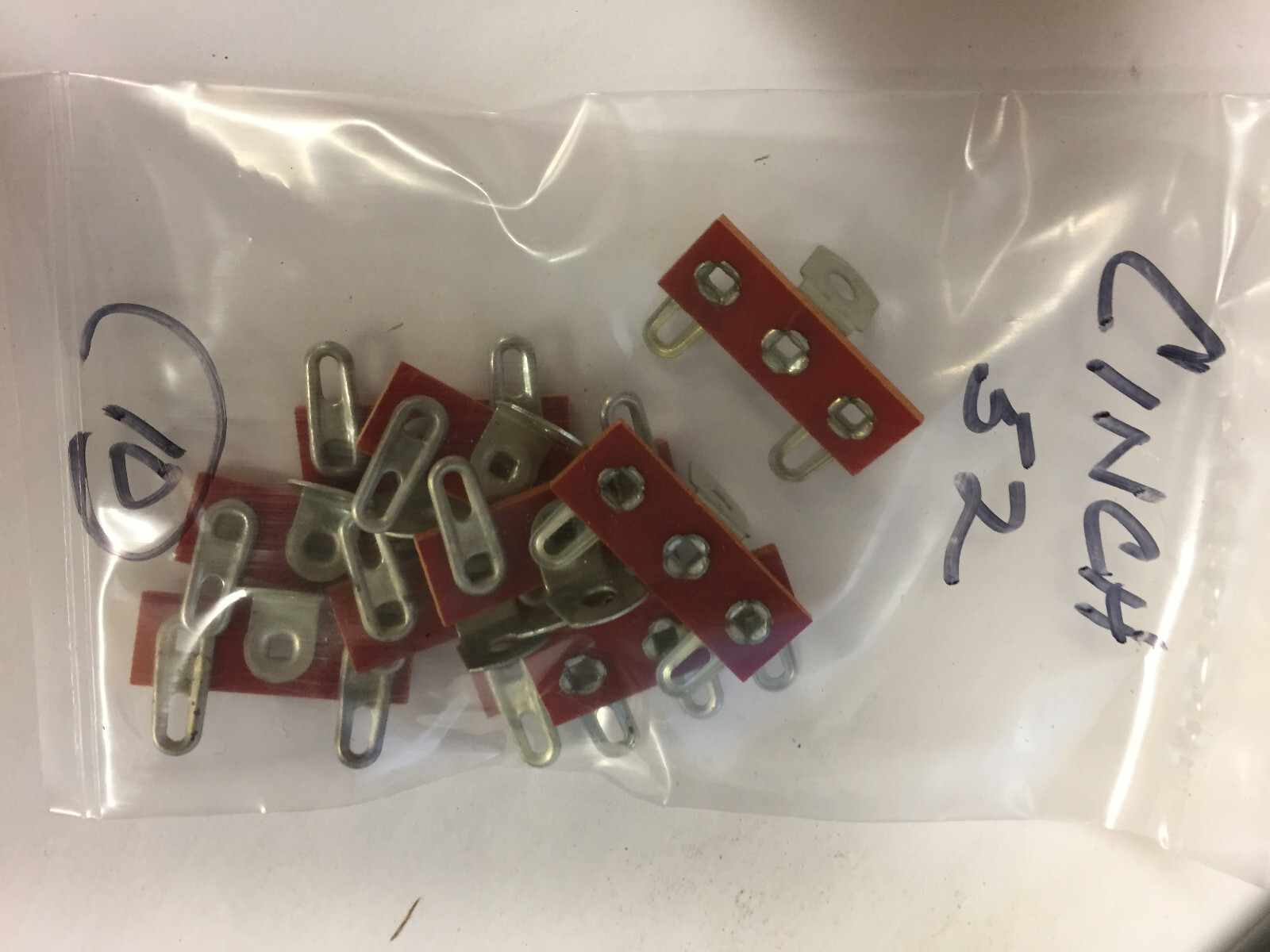 52 CINCH JONES (2 + 1 Ground) Position Terminal Lug Strip Terminal Lug ...