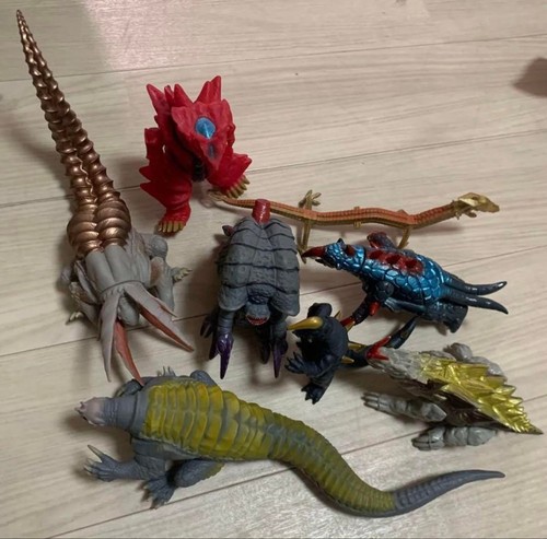 Ultraman Monster Figure Lot of 8 - Gabora Pagos Black King Shin Ultraman