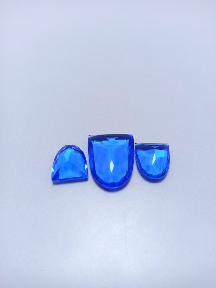 43 Carat Blue Hydro Faceted Stone Fancy Shape 3 Pies Gemstone 14x16 ...