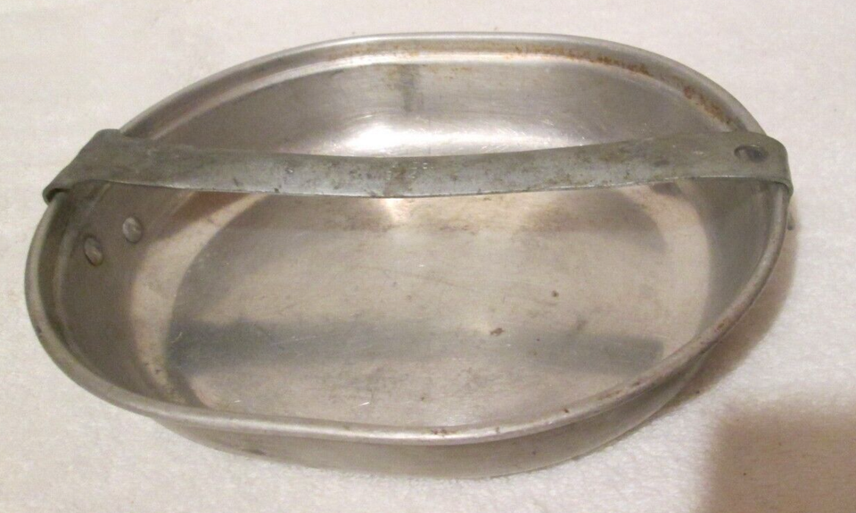 WORLD WAR 2 ANTIQUE WWII U.S. Army 1944 Military Issued Field Mess Kit ...