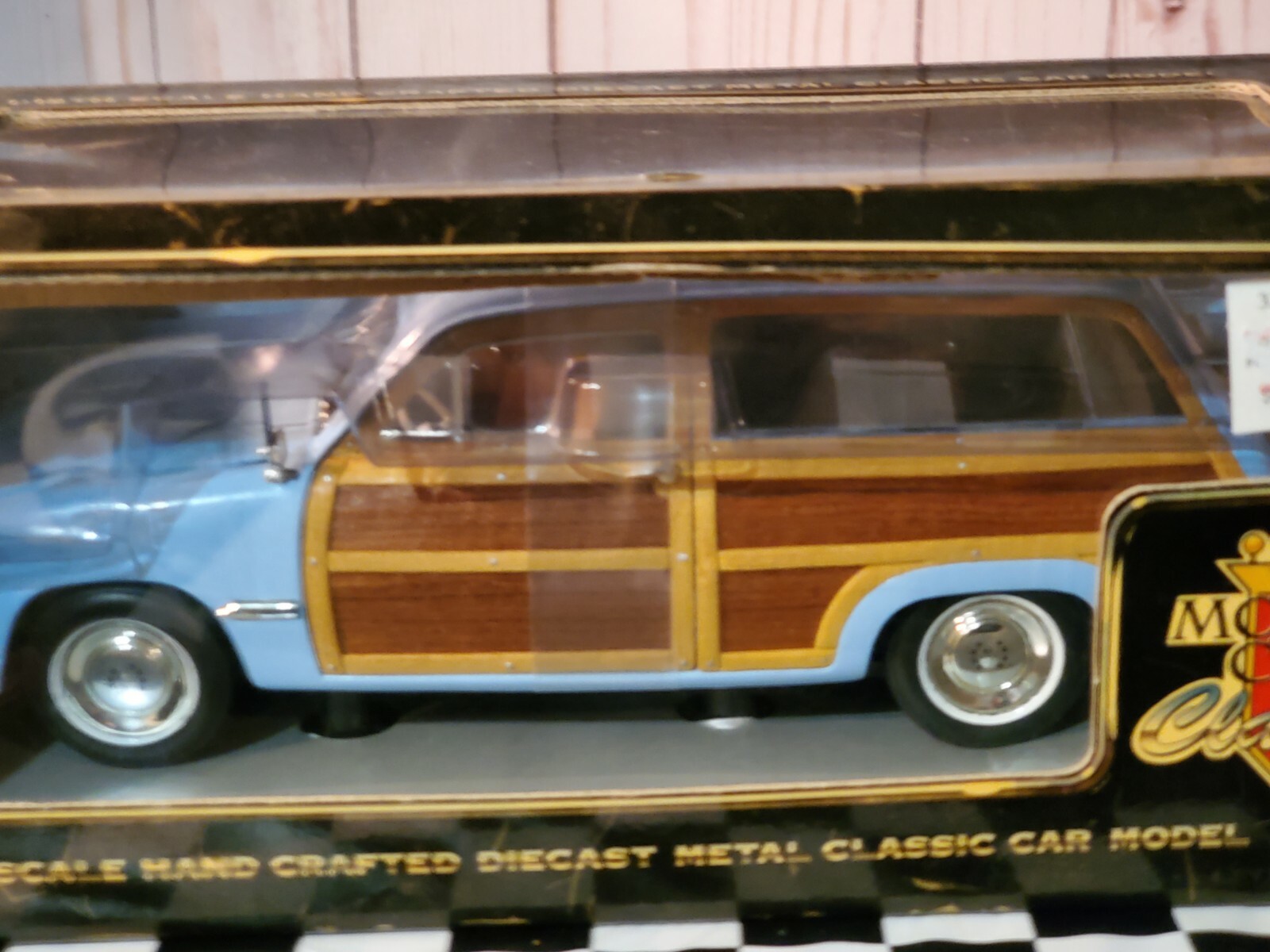 Motor City Classics 1949 Ford Woody Wagon 1:18 Scale Diecast Blue Model ...