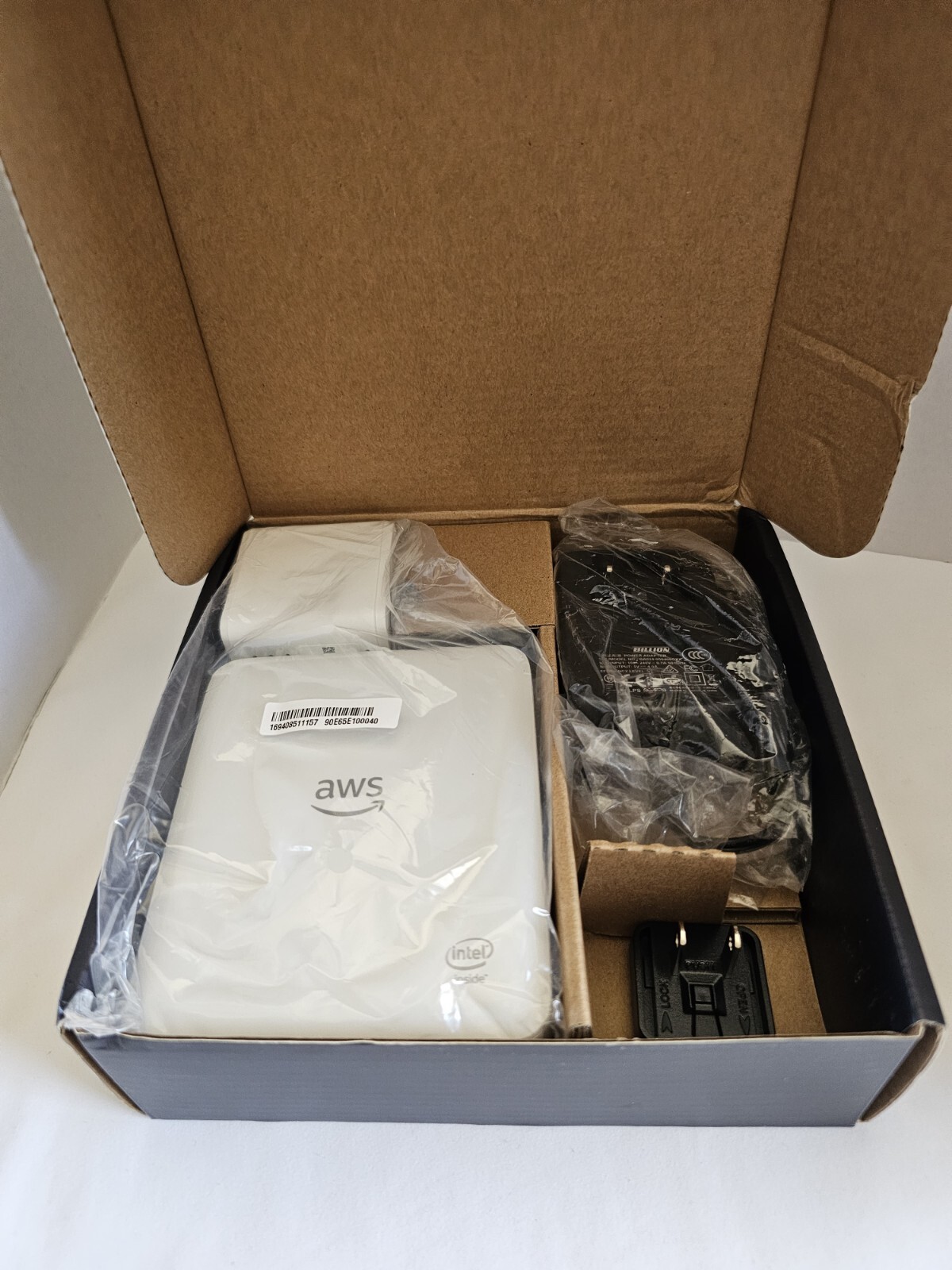 Amazon Aws Deeplens Deep Learning Enabled Video Camera With 32gb ...