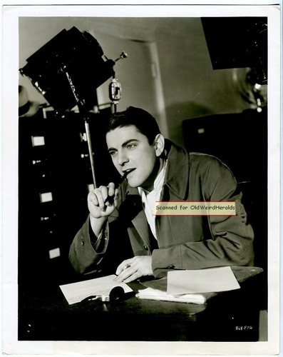 ROBERT WILCOX PHOTO w/ Press 1937 UNIVERSAL Movie Actor, MARRIED DIANA ...