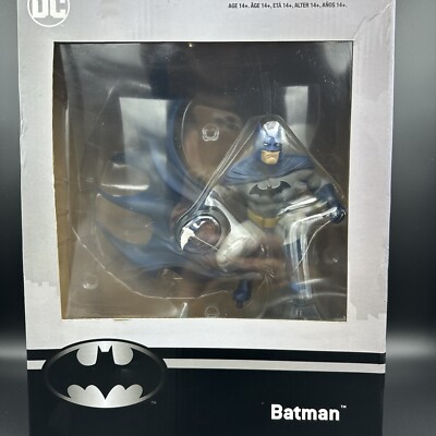 ThinkGeek DC Comics Jim Lee BATMAN Chronicle Collectible Statue ...