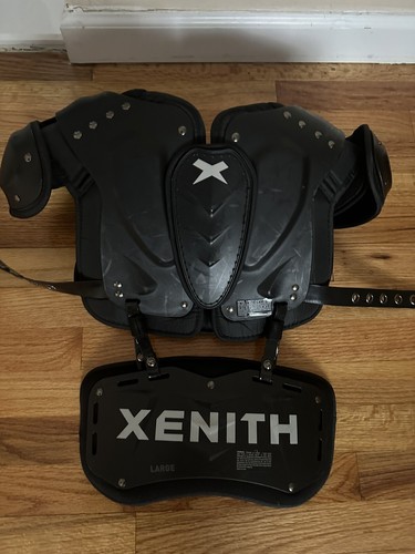 Medium Xenith Football Shoulder Pads with Large Lower Back Attachment ...