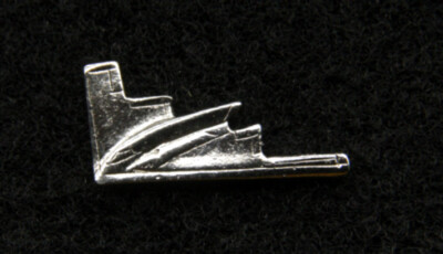 B-2 SPIRIT STEALTH BOMBER SILVER XL LAPEL HAT PIN MADE IN US AIR FORCE ...