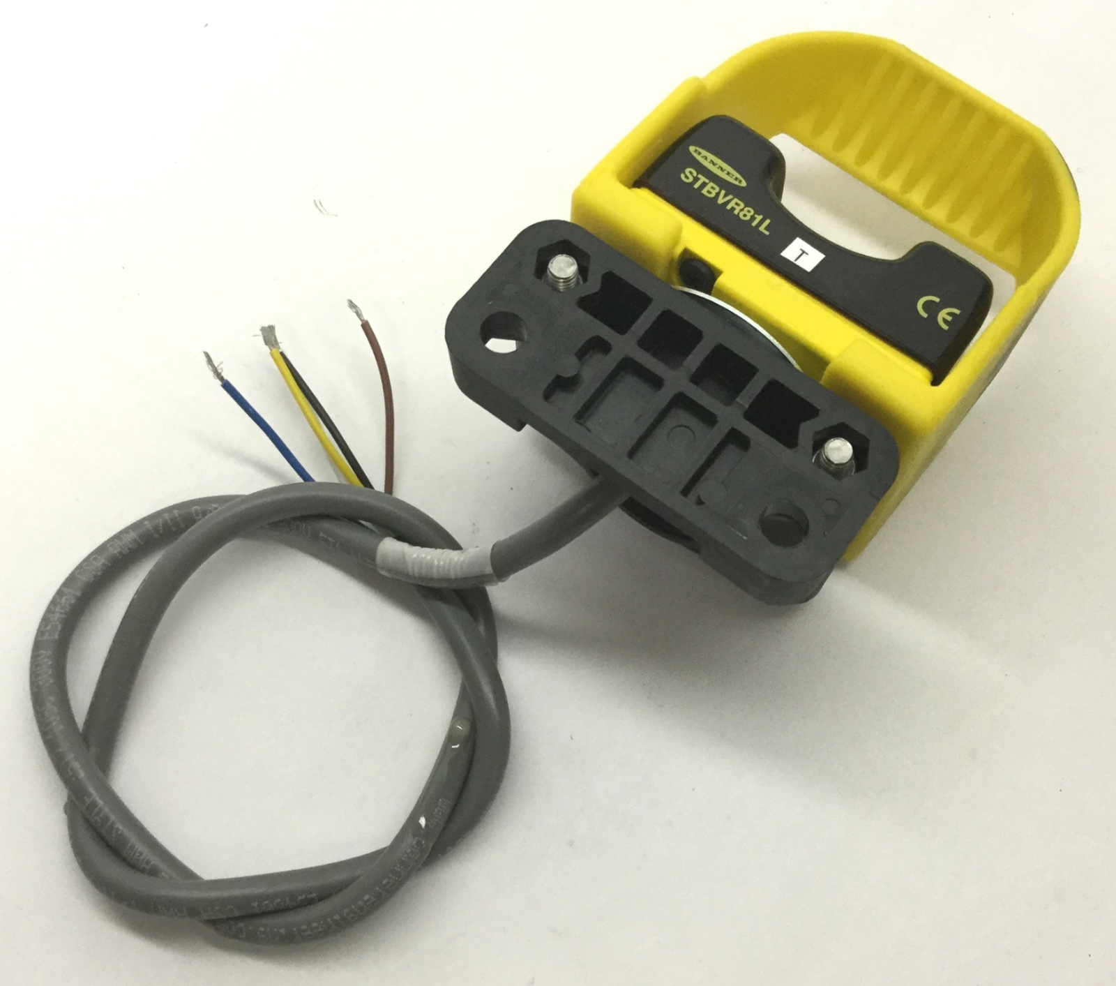 Banner STBVR81L Safety Touch Button, With OTC-1-YW Guard, Input: 20 ...