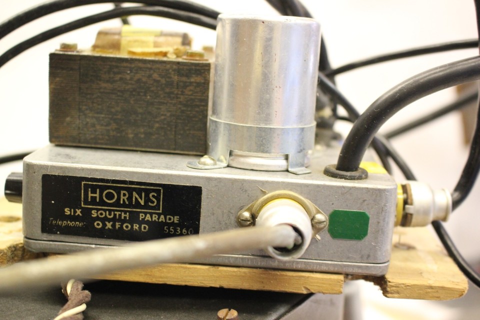 QUAD 33 STEREO PRE AMPLIFIER & ACOUSTICAL FM AM TUNERS SET READ ...