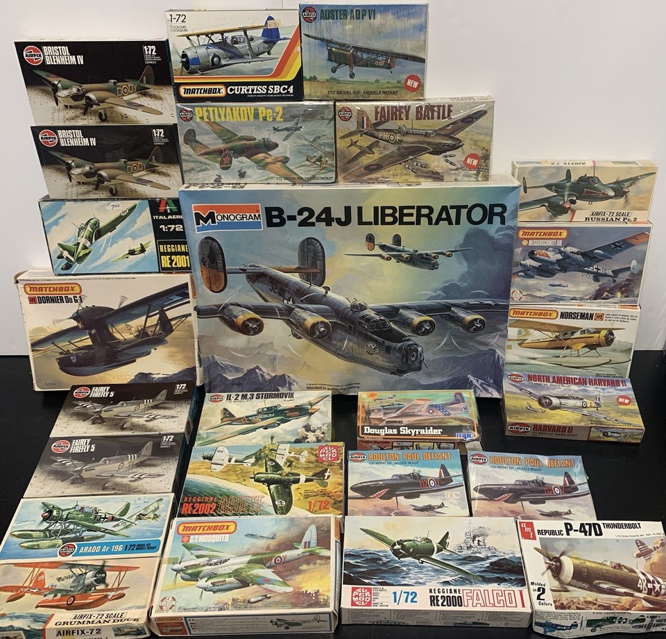 Huge Vintage Model Airplane Collection & More - Nearly 300 Complete Or ...