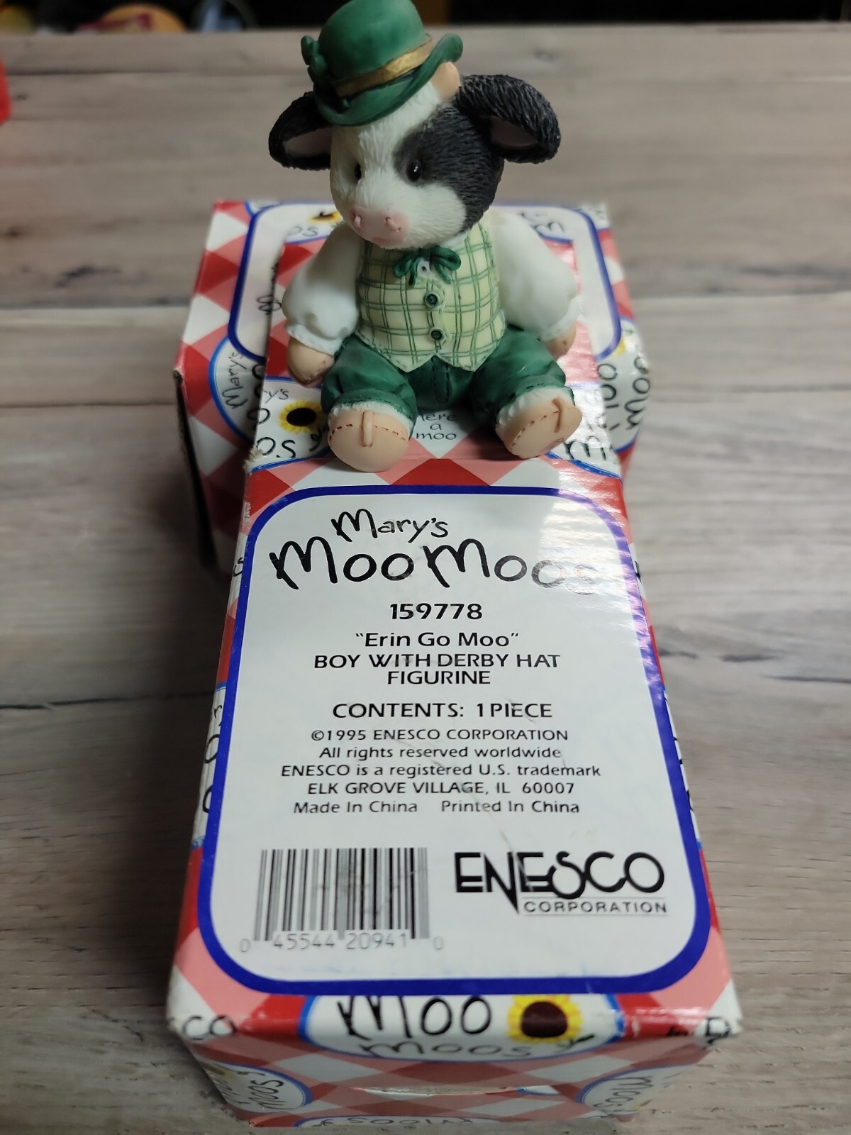 Mary's Moo Moos Erin Go Moo Boy with Derby Hat Enesco Figurine 159778 ...