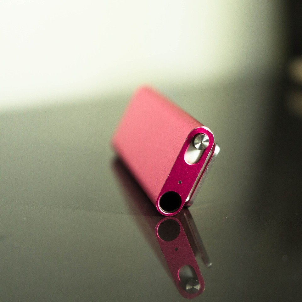 Apple iPod Shuffle 3rd Generation A1271 (2GB) Pink | eBay