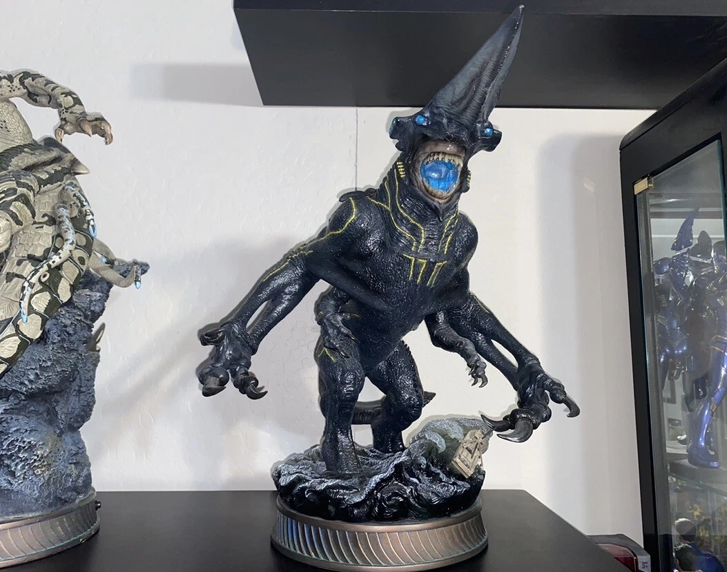 Pacific Rim Knifehead Toy