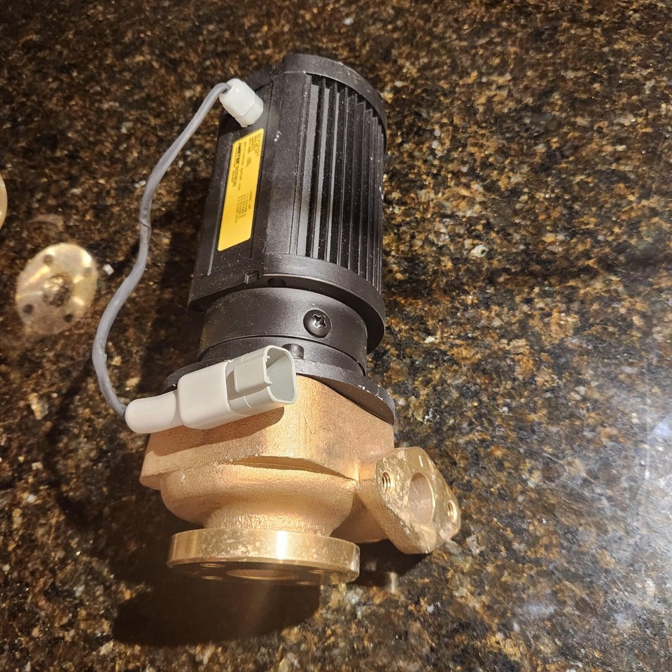 BRAND NEW Ametek Rotron Pump P/N: 041524000 3500RPM, 5.5A, 3-Phase ...