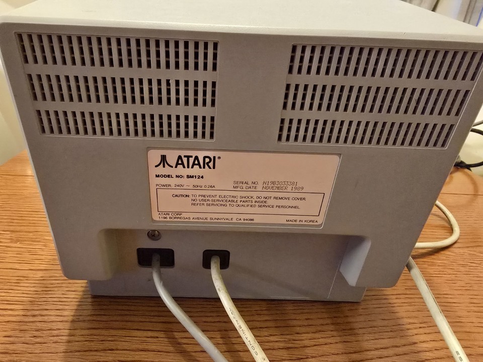 Atari SM124 High Resolution Monochrome CRT Monitor For Atari ST Tested ...