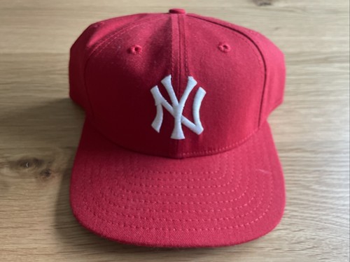 Vtg New Era Rare 90s NOS RED NY Yankees Fitted Hat 7 1/4 Cap Y2K Low ...